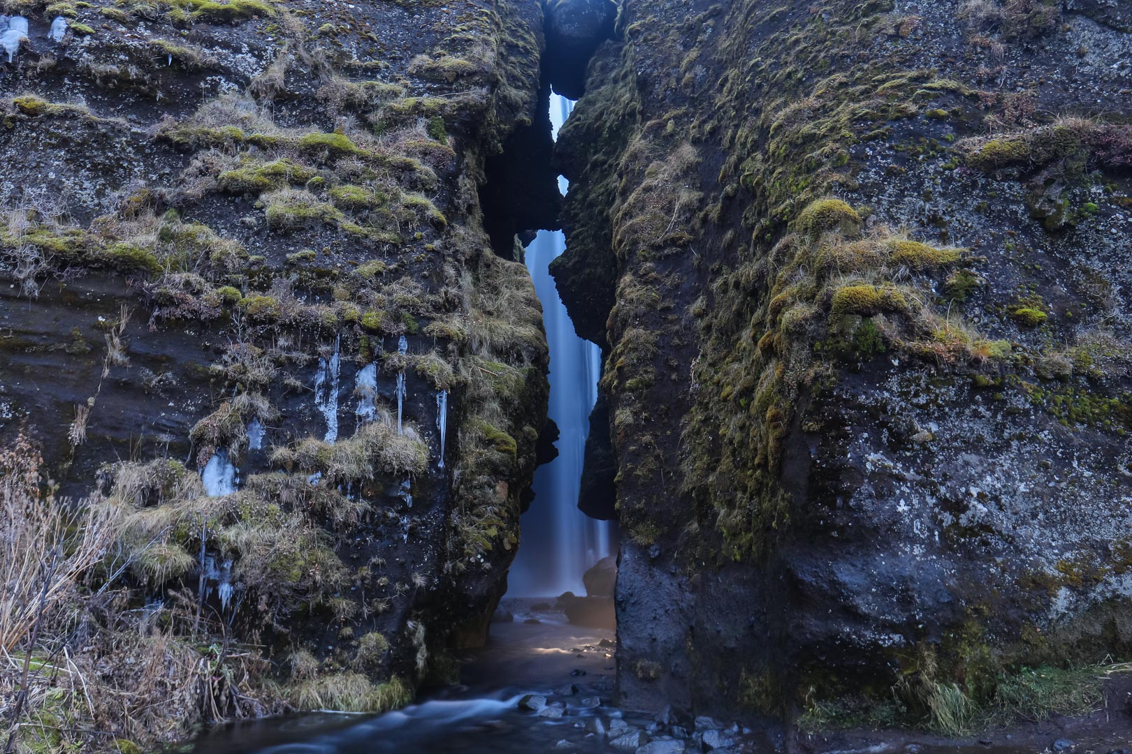 road-trip en Islande cascade Gjúlfrabúi - On met les voiles | Blog ...