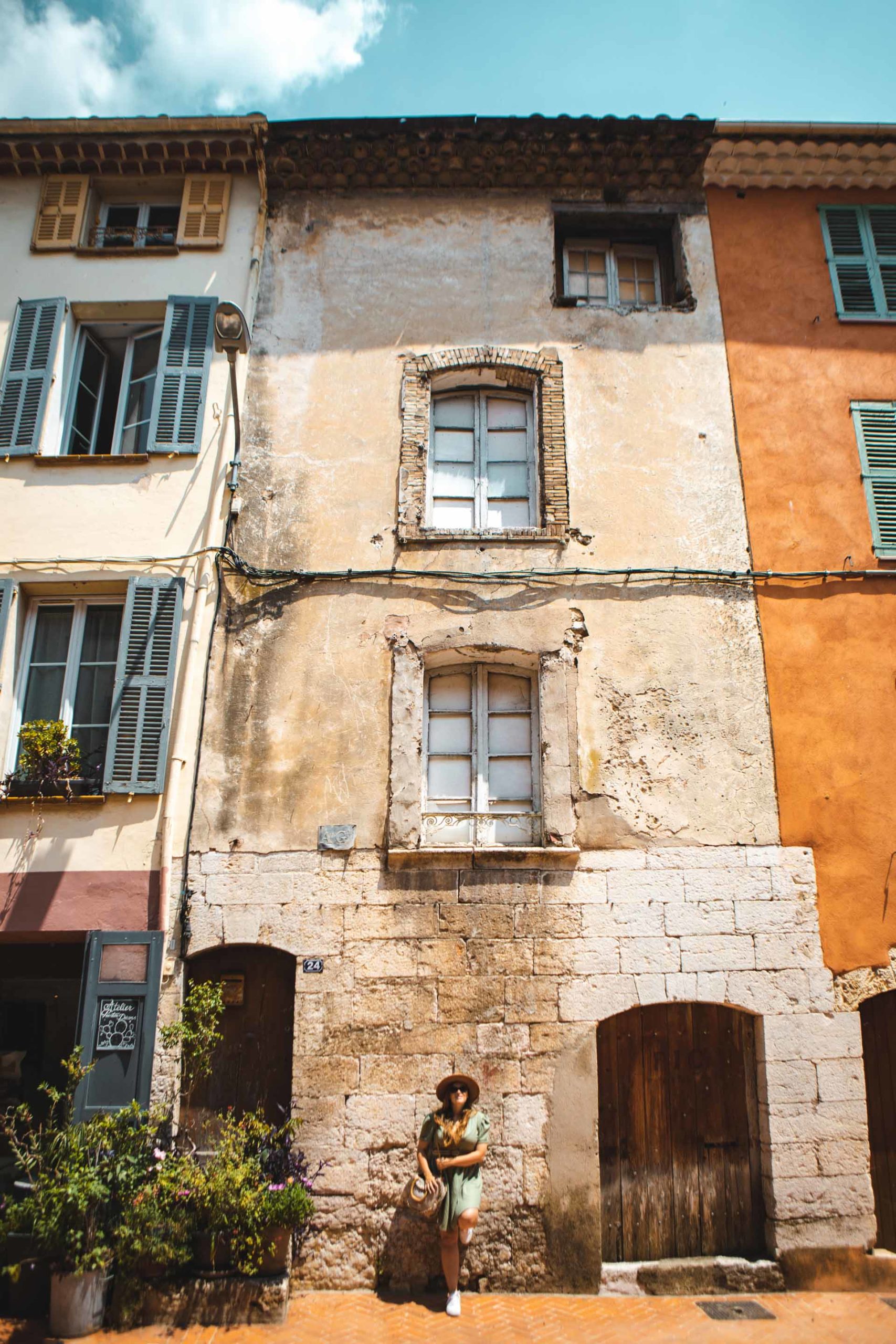 Salernes Var village photo blog - On met les voiles | Blog voyage en ...